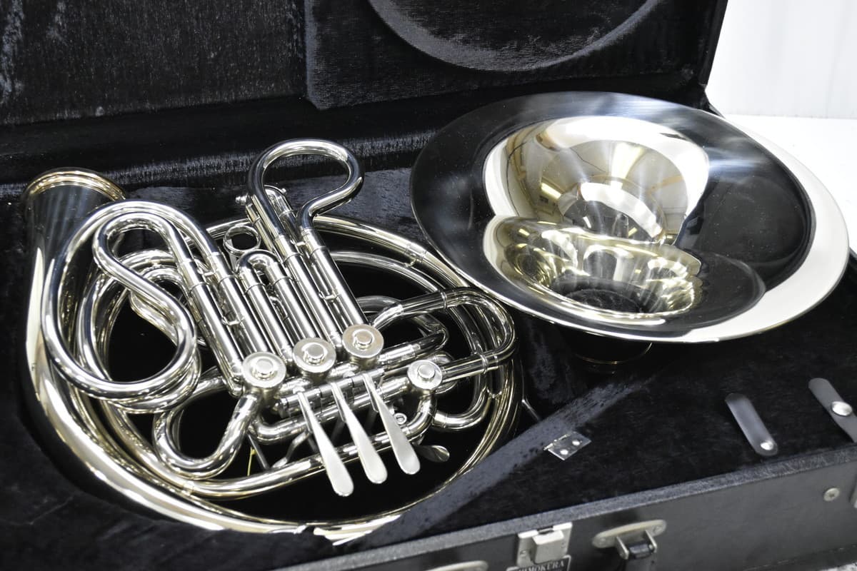 C.G.CONN 8DS コーン フルダブルホルン | 楽器の買取屋さん